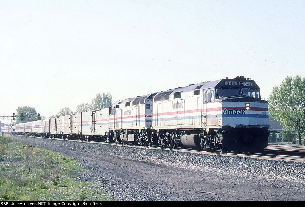 AMTK 349 and 379 on #41--The Broadway Limited